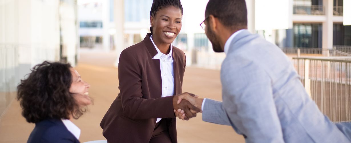Empowering Women in Sales Leadership by Kelley O'Keeffe - SalesPOP!
